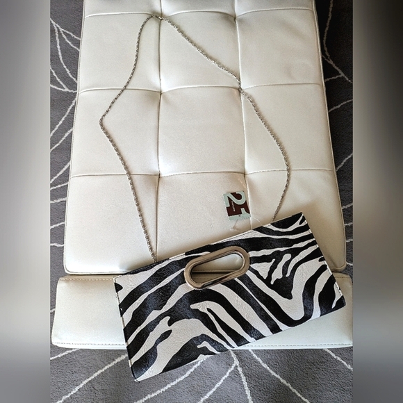 Forever 21 | Bags | Nwt Zebra Print Convertible Chain Strap Clutch Bag ...